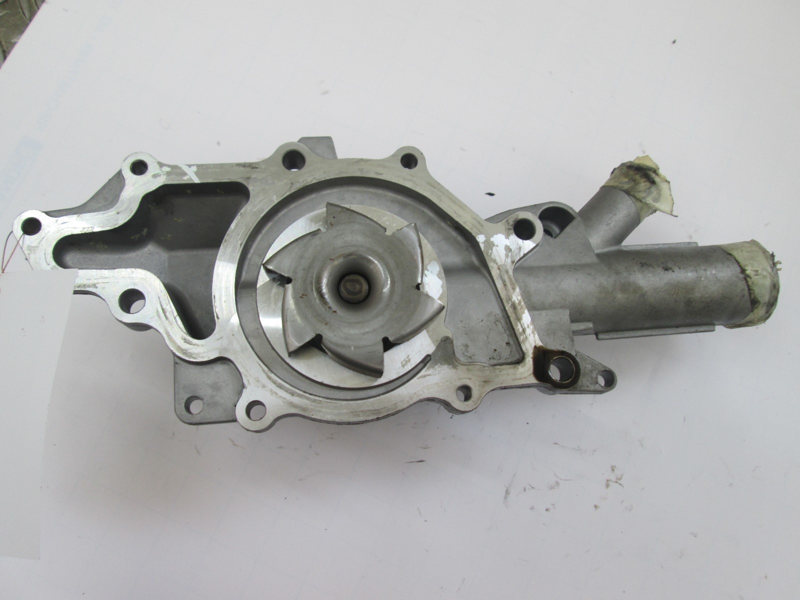 Mercedes-Benz OM646 Wasserpumpe A6462000301 Teil A6462010810 ohne ...