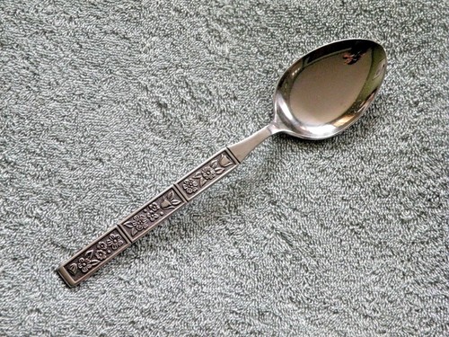 SPRING FEVER Northland KOREA / Oneida - Stainless Silverware / Flatware ...