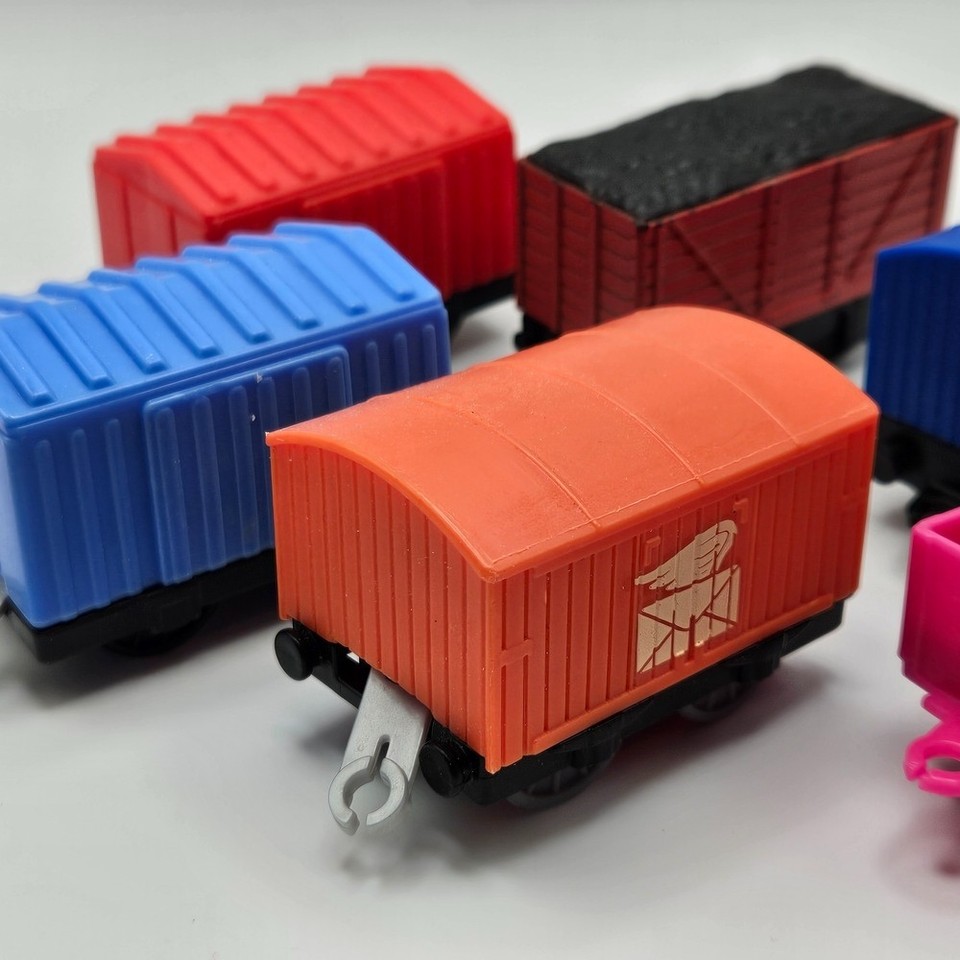 Thomas the Tank & Friends Train Cargo and Tender Lot of 6 Mail Car ...