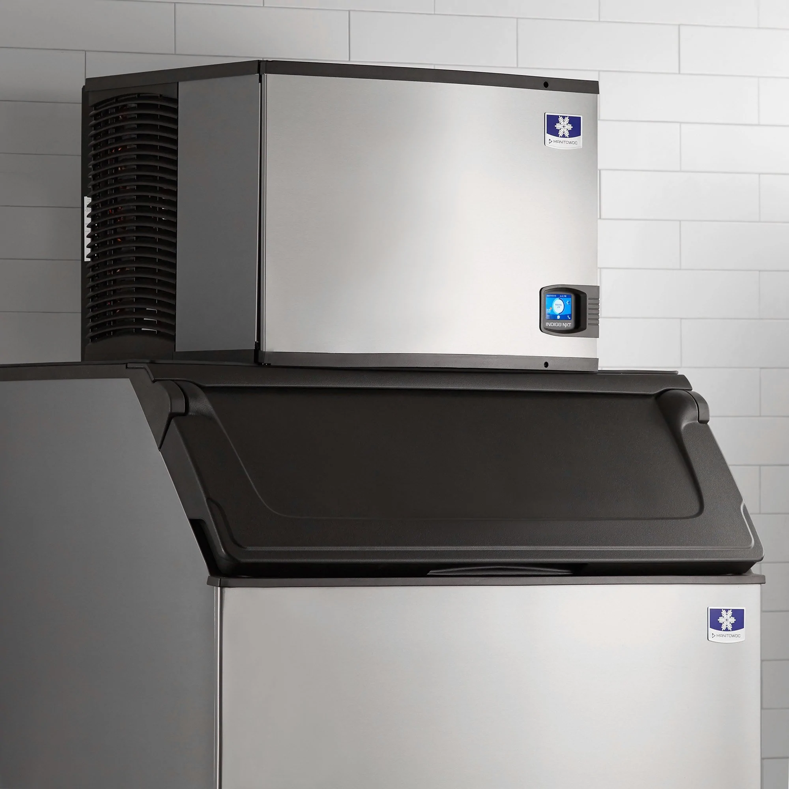 Manitowoc Indigo NXT Series 30" 715 lbs Half Sice Ice Cube Machine ...