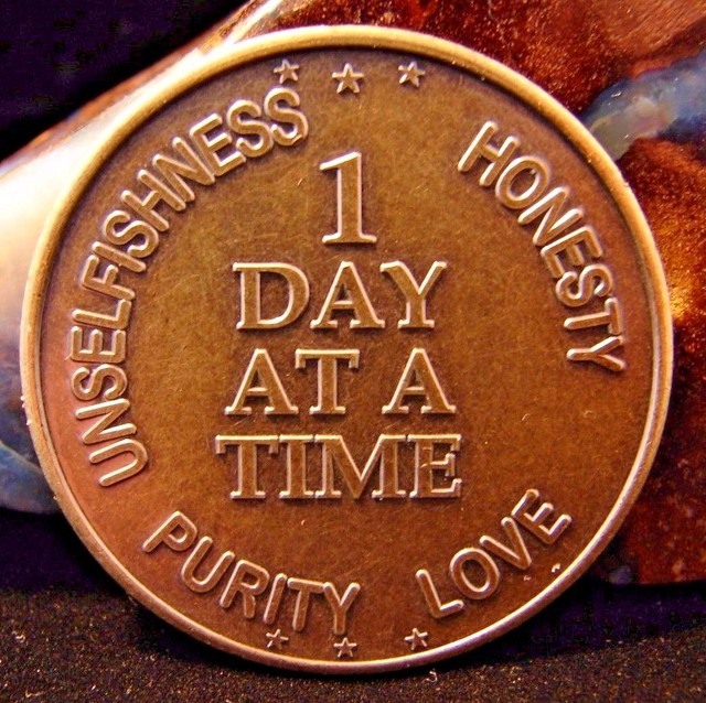 Bronze Alcoholics Anonymous AA Medallion One Day at a Time Token Coin ...