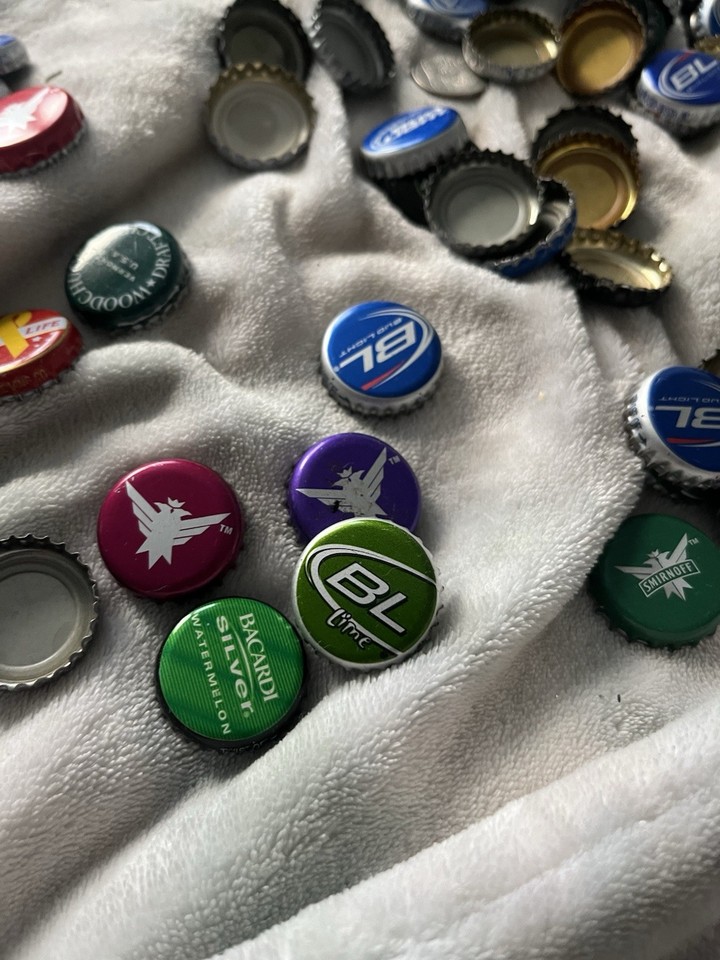 Lot of 1800+ Beer Bottle Caps Mixed Lot - Domestics, IPA's, Craft, No ...