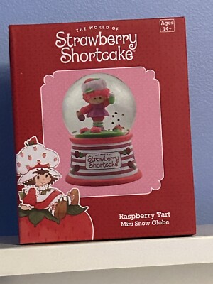 The Wonderful World Of Strawberry Shortcake Raspberry Tart Snow Globe ...