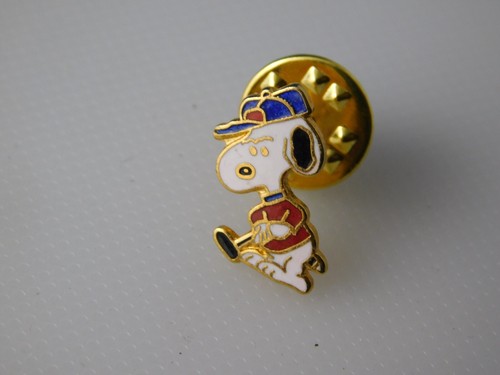 SNOOPY PIN CARTOON CHARACTER GOLF GOLFING PEANUTS | eBay
