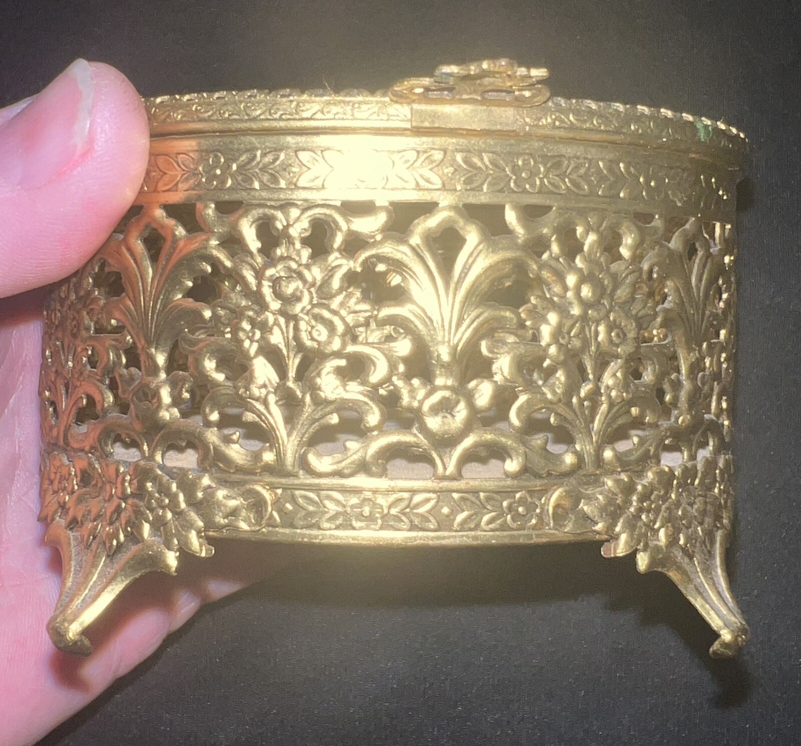 Ornate Filigree Hollywood Regency Trinket Box Casket Beveled Glass Lid ...