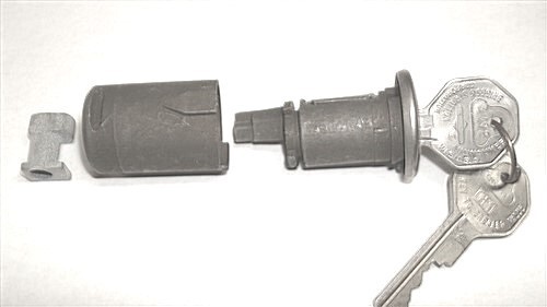 NOS Tailgate Lock With Case Pawl & Keys 1962-1967 GM Chevy II Nova ...