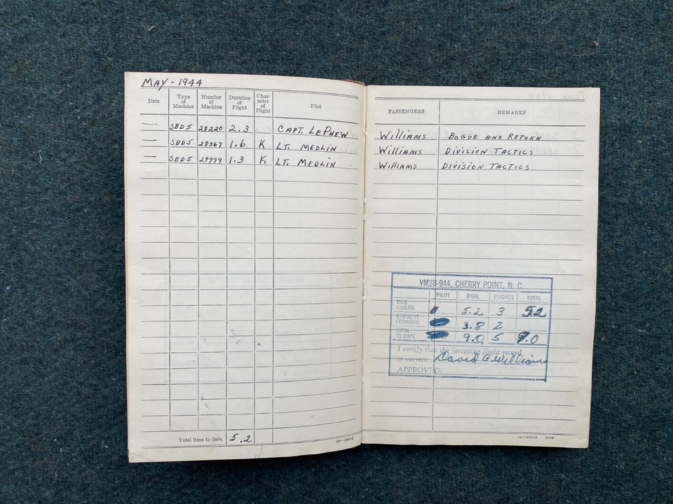 Original WW2 USMC Fleet Marine Aviators Flight Log Book SBD5 Dauntless ...