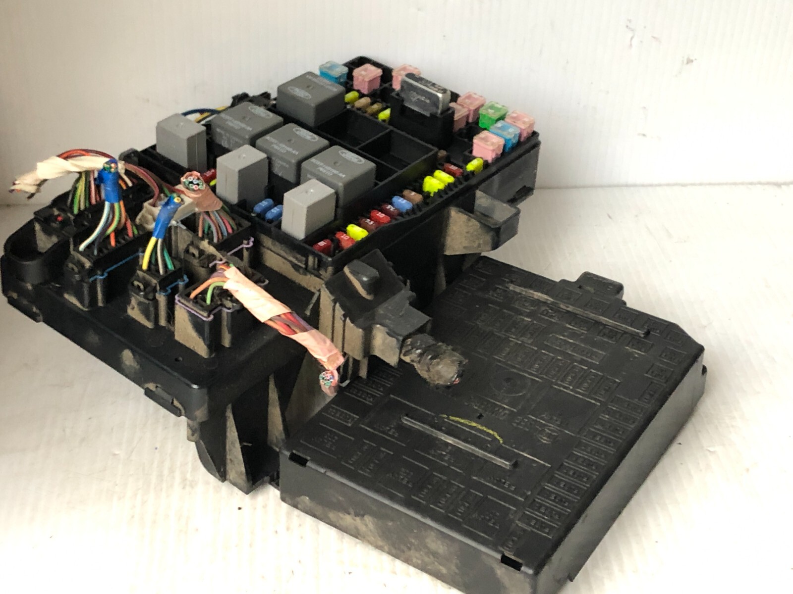 2006 Ford F150 Fuse Box Relay Control Module Unit P: 6L3T-14A067-EA OEM ...