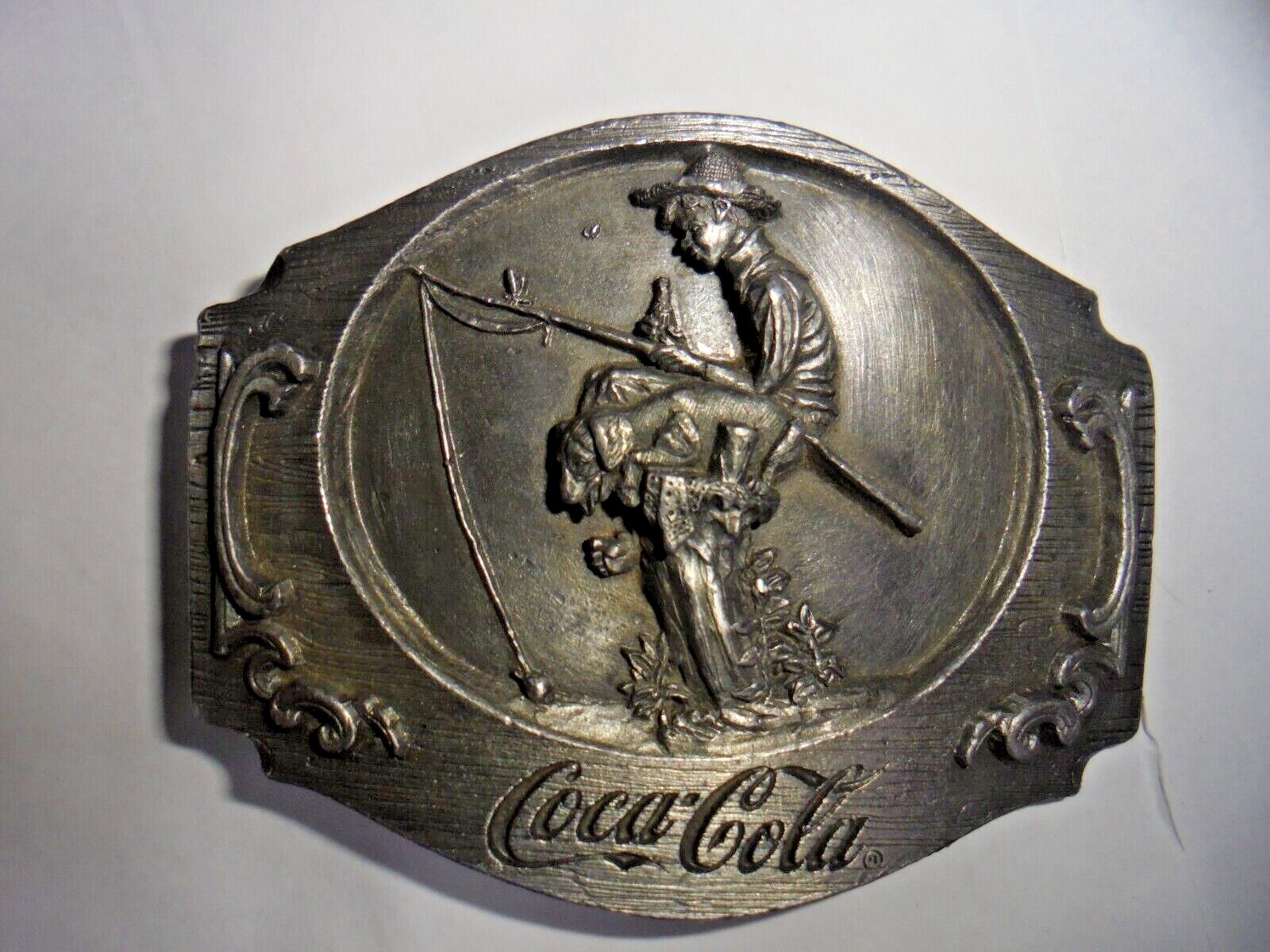 COCA COLA FISHING BOY (1990s VINTAGE BELT BUCKLE N-90) - Gem
