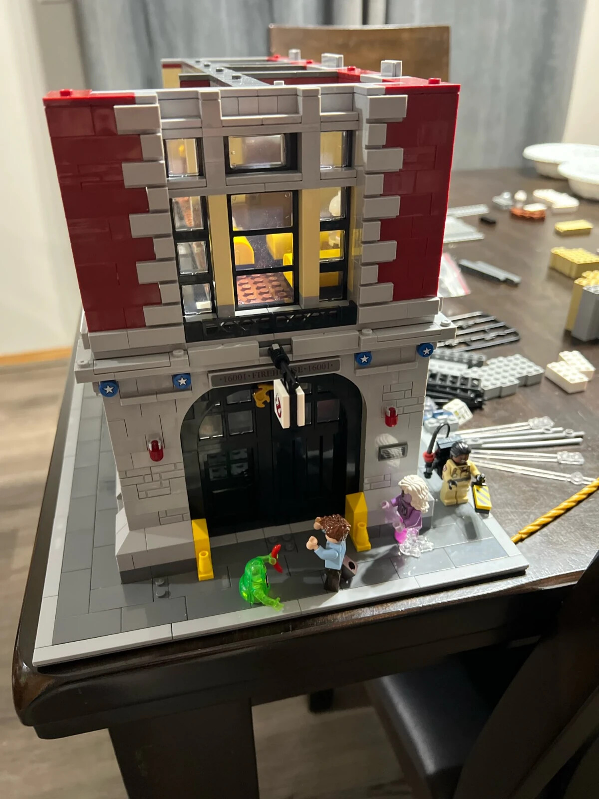 NEW DIY Firehouse Headquarters Set Building Bricks Set 75827 pcs 4702 ...