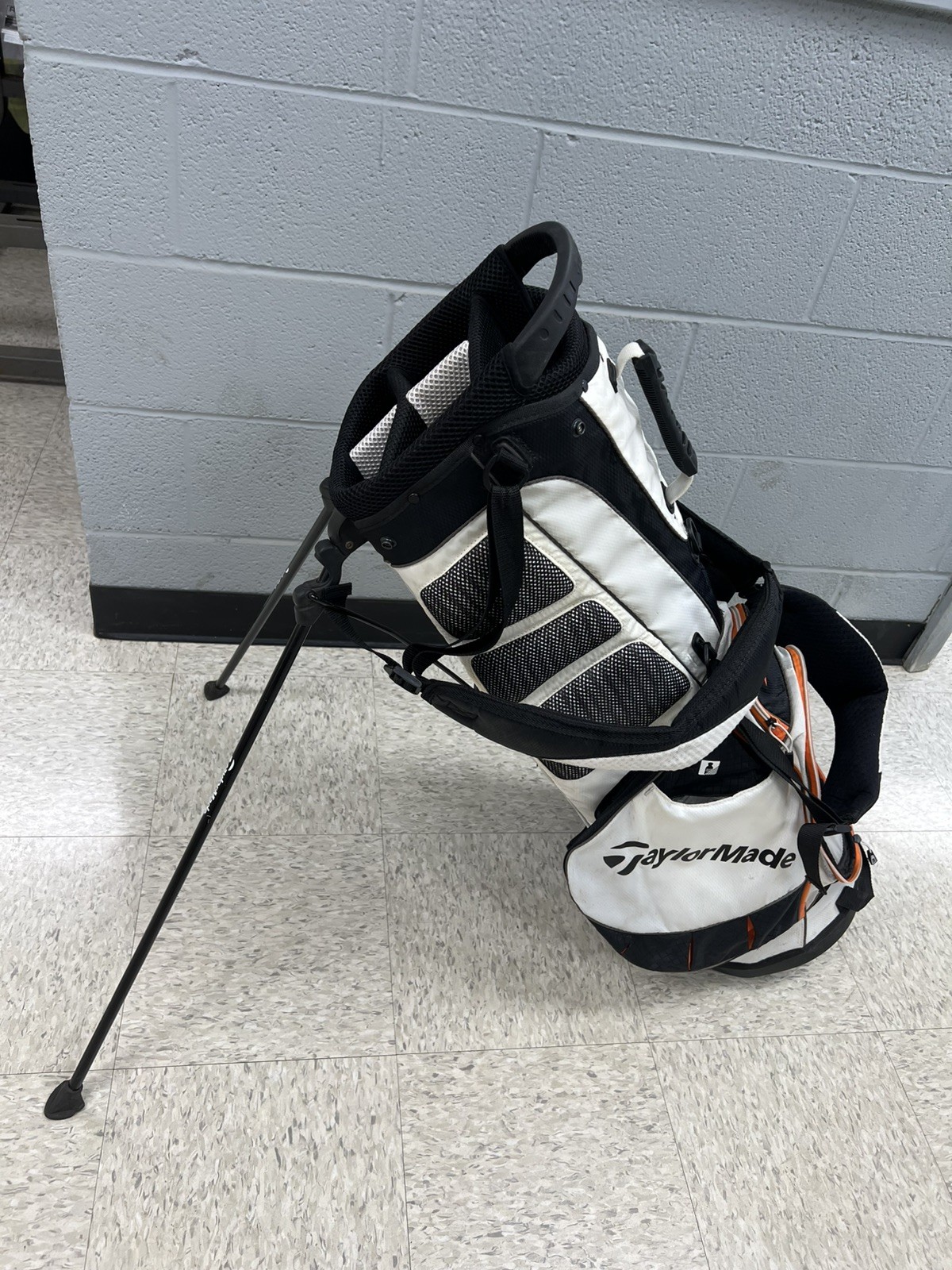 TaylorMade Pure Lite Stand Carry Bag White Black Orange 5 Way Golf Bag ...