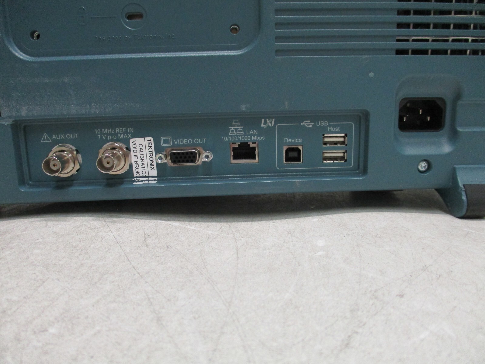 Tektronix DPO 4054B Digital Phosphor Oscilloscope Untested Sold for ...