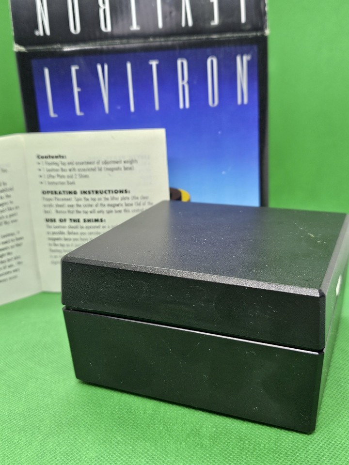 Levitron, The Amazing Anti-Gravity Top, ein physikalisches Spielzeung ...