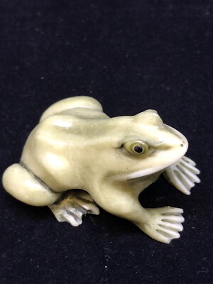 Netsuke - Netsuke Frogs