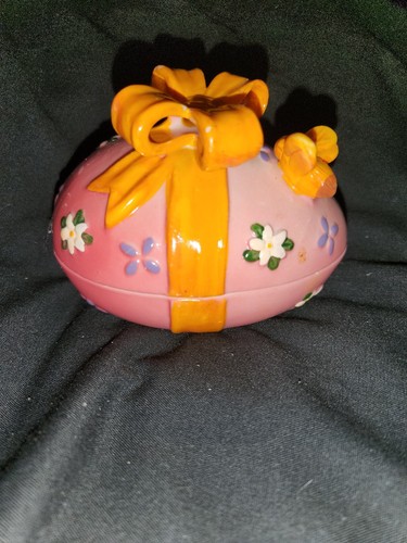 VINTAGE - EASTER EGG CERAMIC CANDY DISH WITH LID BOW With Bee TRINKET ...