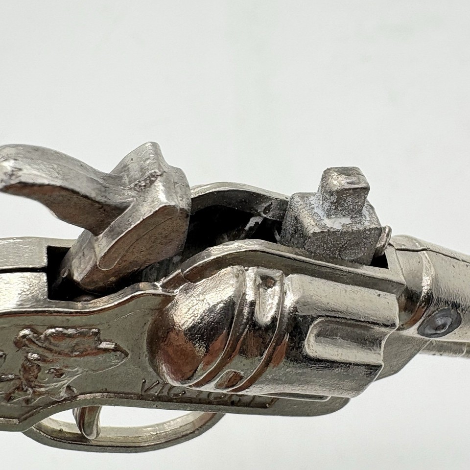 Victory Miniature Die-Cast Western Revolver Cap Gun Kid's Toy Six ...