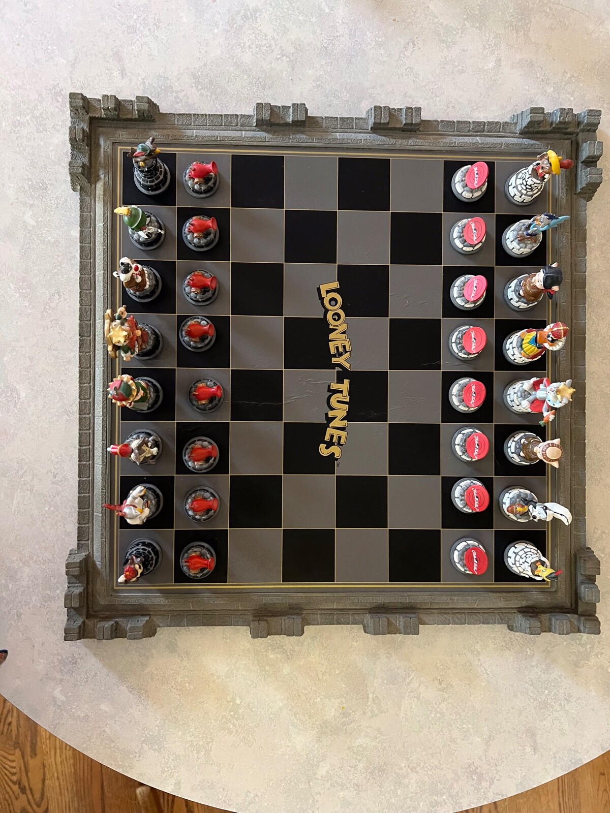 Franklin Mint LOONEY TUNES WARNER Brothers Chess set complete with ...