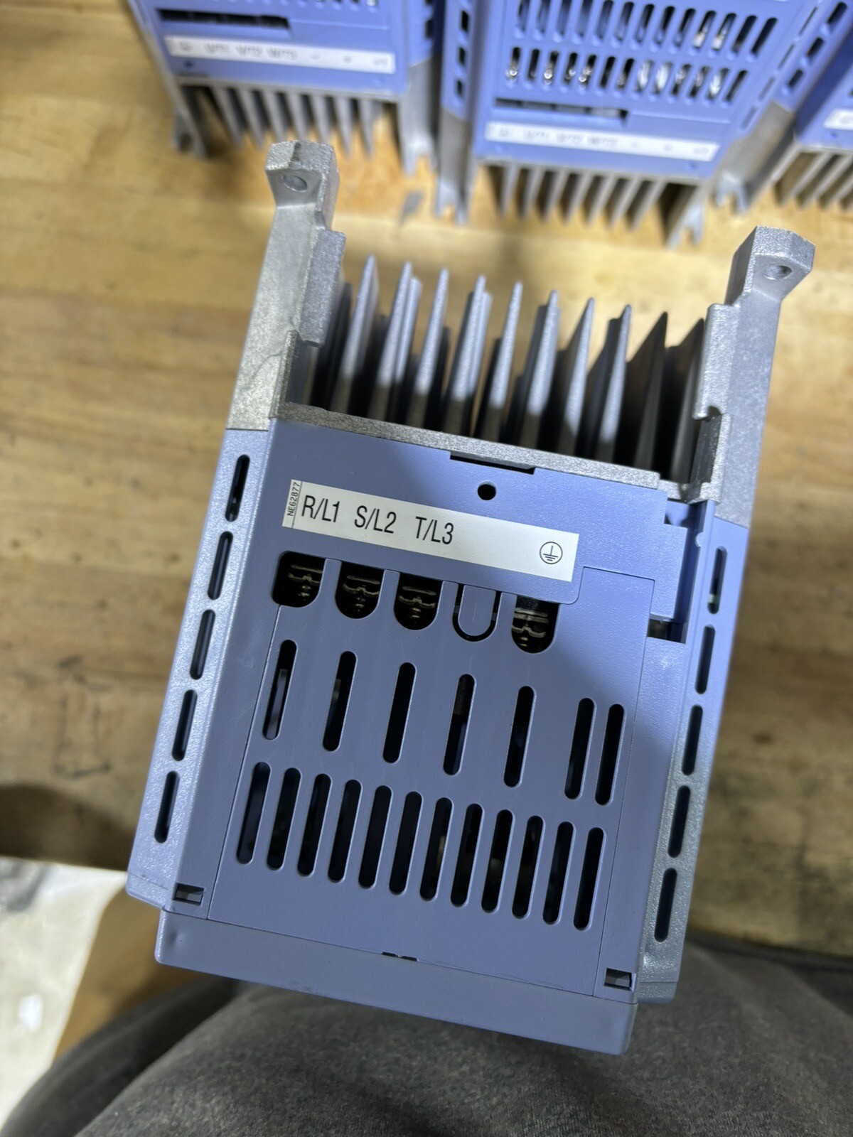 Hitachi X200-007hfu2 X200 Series 380-480 Volts 3 Phase 1 HP 2.5 Amps ...