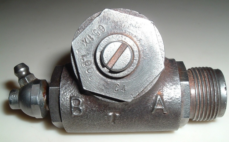 Antique Vintage car auto right angle speedometer drive ratio gearbox ...