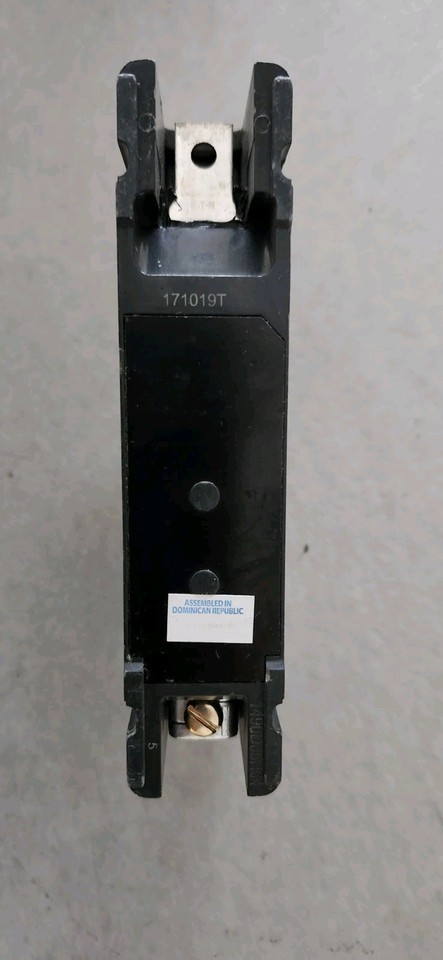 EATON EHD1030 1 POLE 30 AMP CIRCUIT BREAKER | eBay