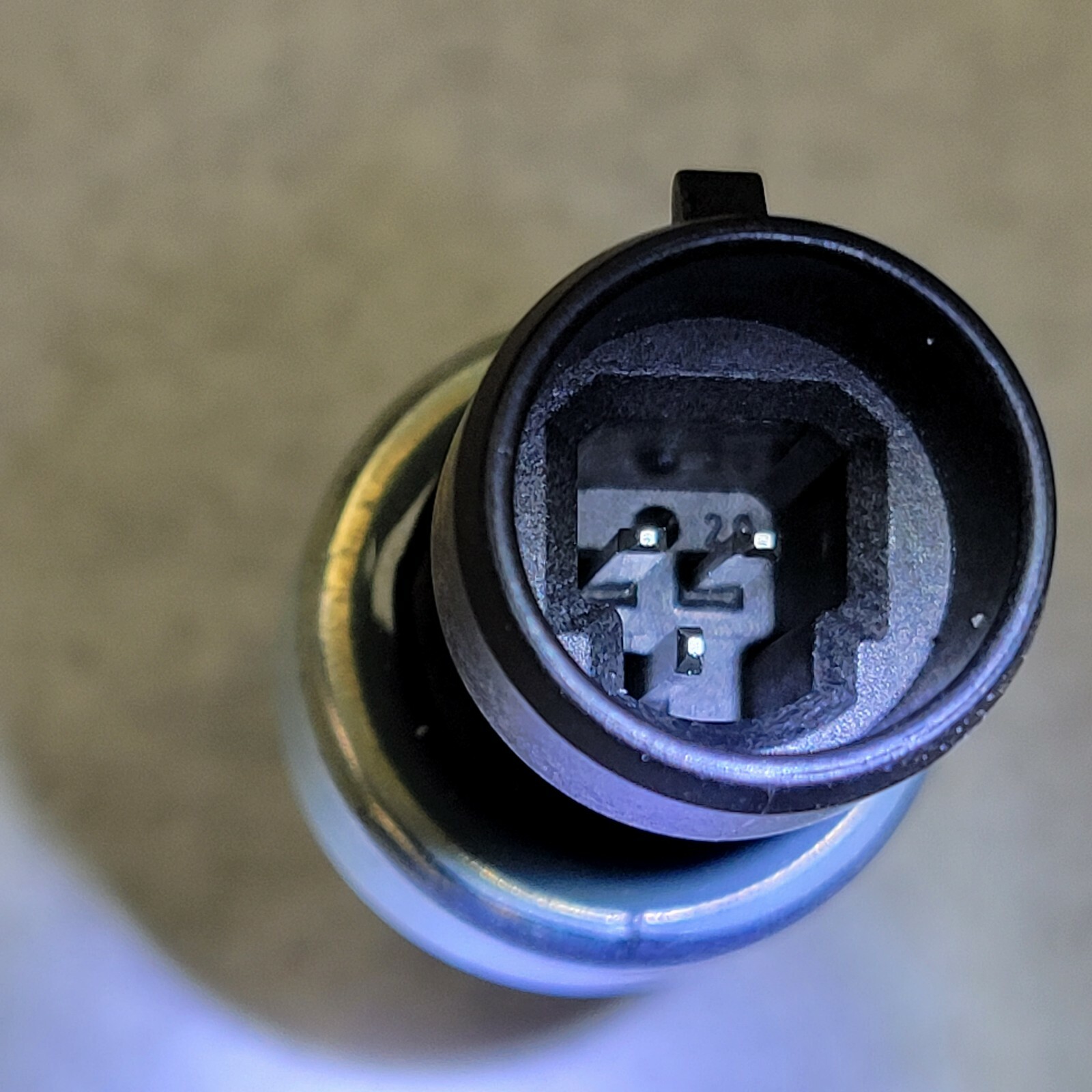 NEW PRESSURE SENSOR 6CP3-9 Navistar Paccar Kenworth Peterbilt Bendix ...