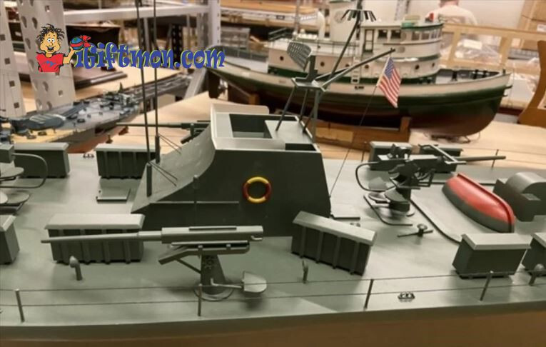 PT PTF PATROL BOAT huge 41" SCALE FULLY BUILT torpedo nasty SHIP MUSEUM ...