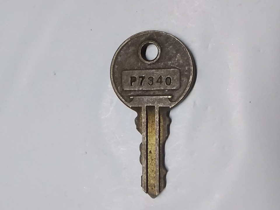 DUO Key P7340 P 7340 Slot Machine Seeburg Wurlitzer Jukebox Wallbox | eBay