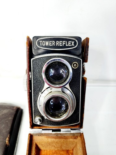 Vintage Tower Reflex TLR Camera with Fujitar 75 mm 1:3.5 Lens with ...