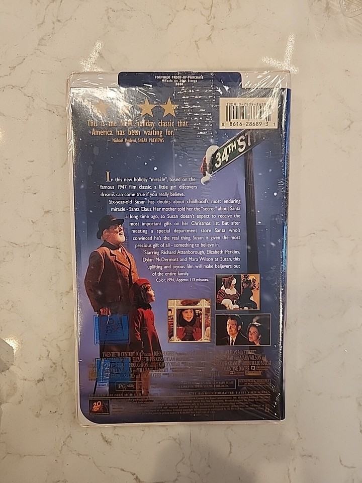 20th Century Fox Miracle On 34th Street VHS 1995 Clamshell Vintage New ...
