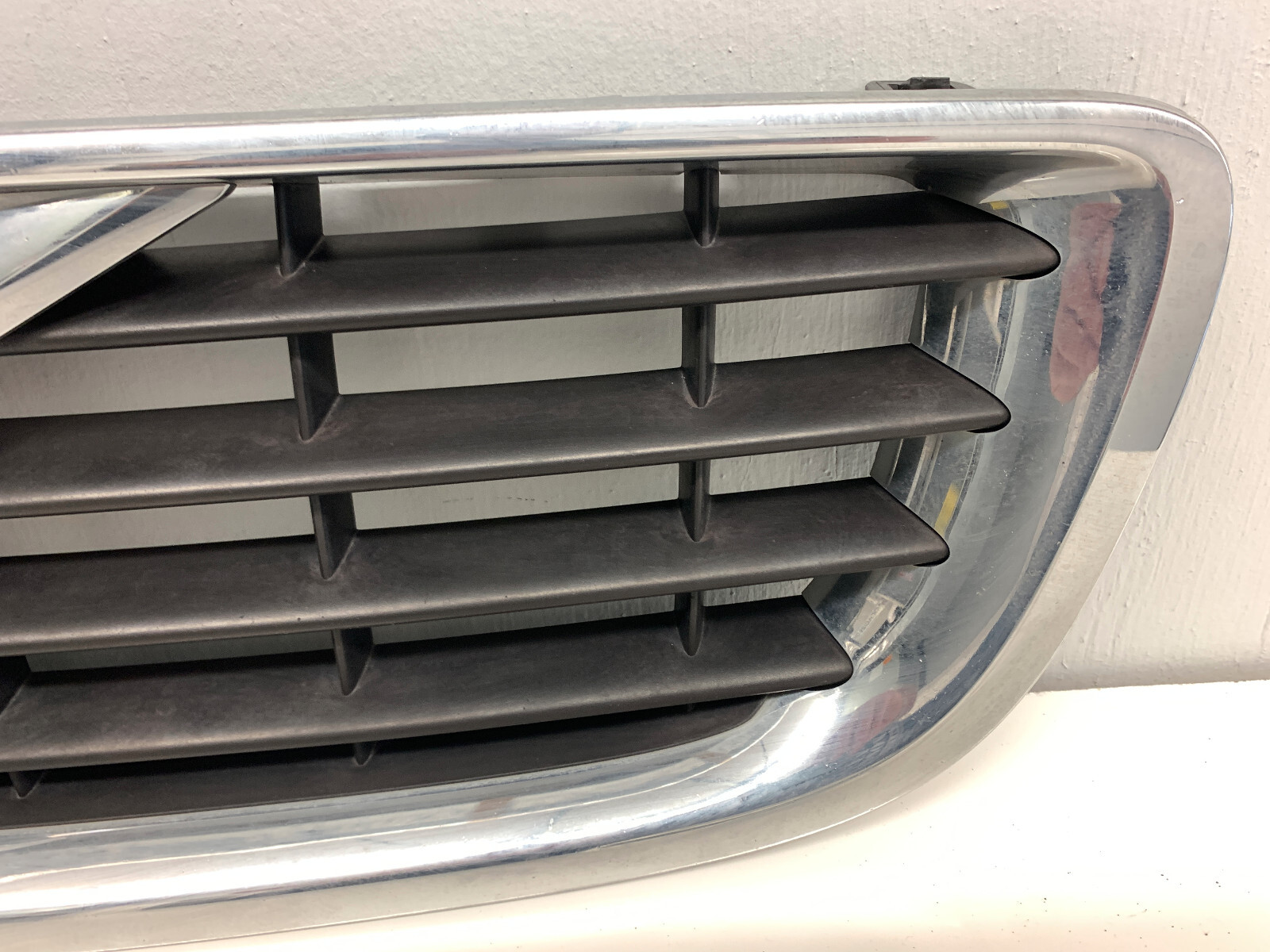 08-11 Volvo S40 Front Grill Assembly 30744914 | eBay