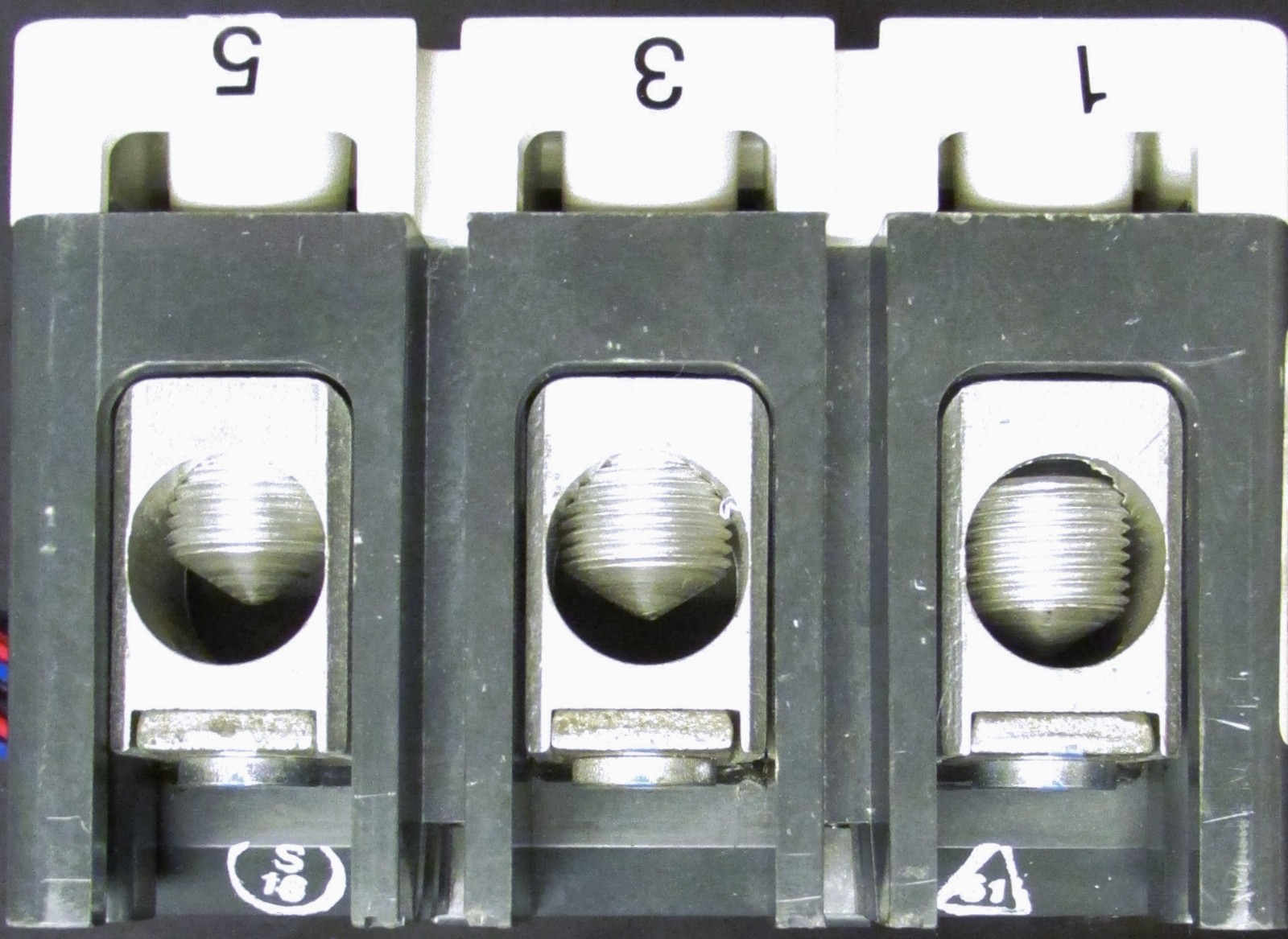 EATON CUTLER HAMMER Fi3400 Type Fi Universal Circuit Breaker Line Load ...