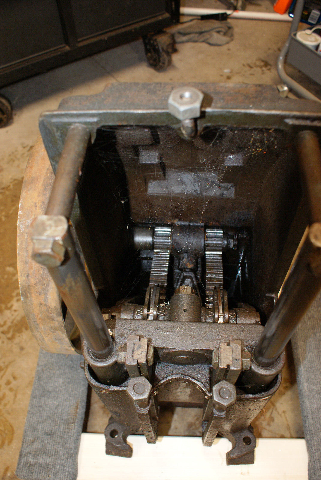 Antique Aermotor WA-3 pump jack in excellent working condition with ...