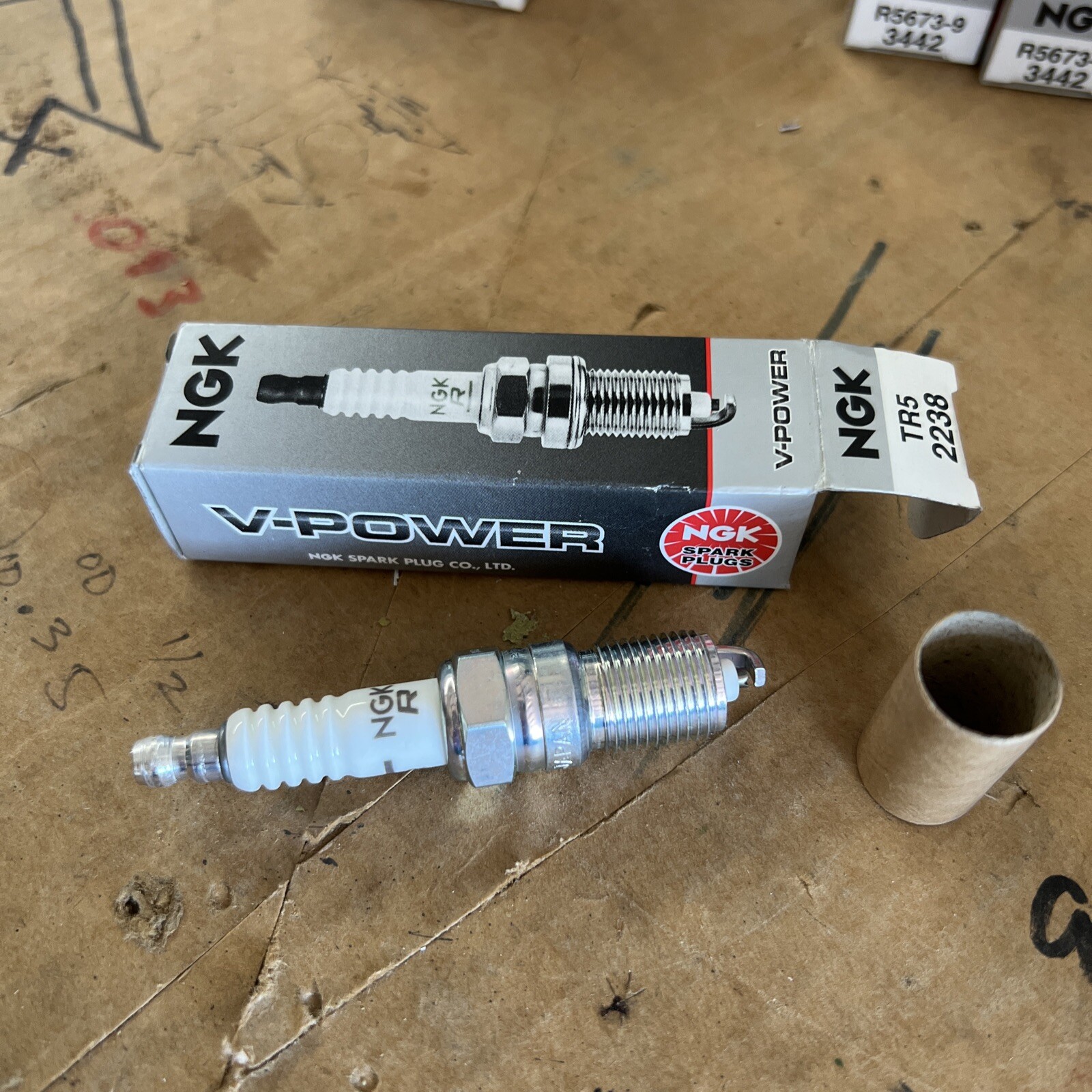 NGK 2238 - Alternative spark plugs
