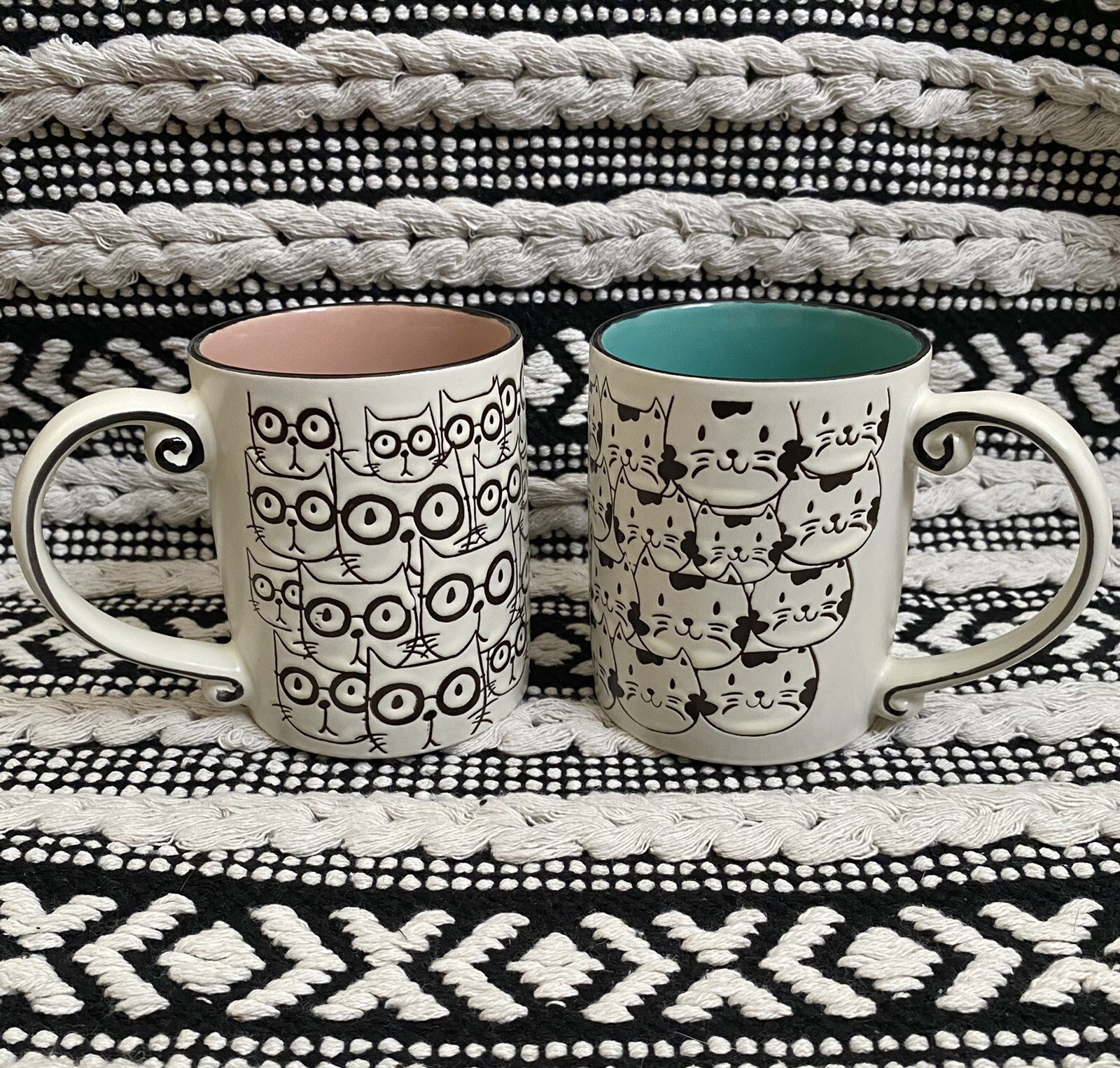 Cat Coffee Mugs Set of 2 Embossed Cups Spectrum Designz Kitty Faces ...