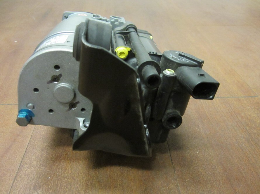 Mercedes Benz E / CLS Class W212 Maybach W240 Suspension Pump ...