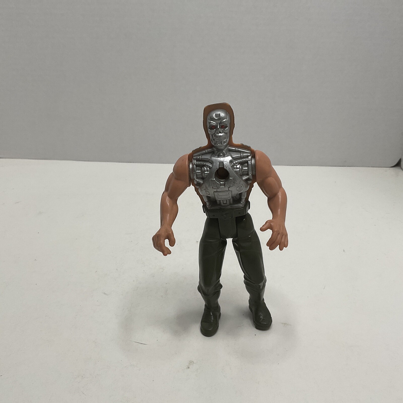 Terminator 2 1991 Kenner T-800 Action Figure Battle Damage Main Body ...