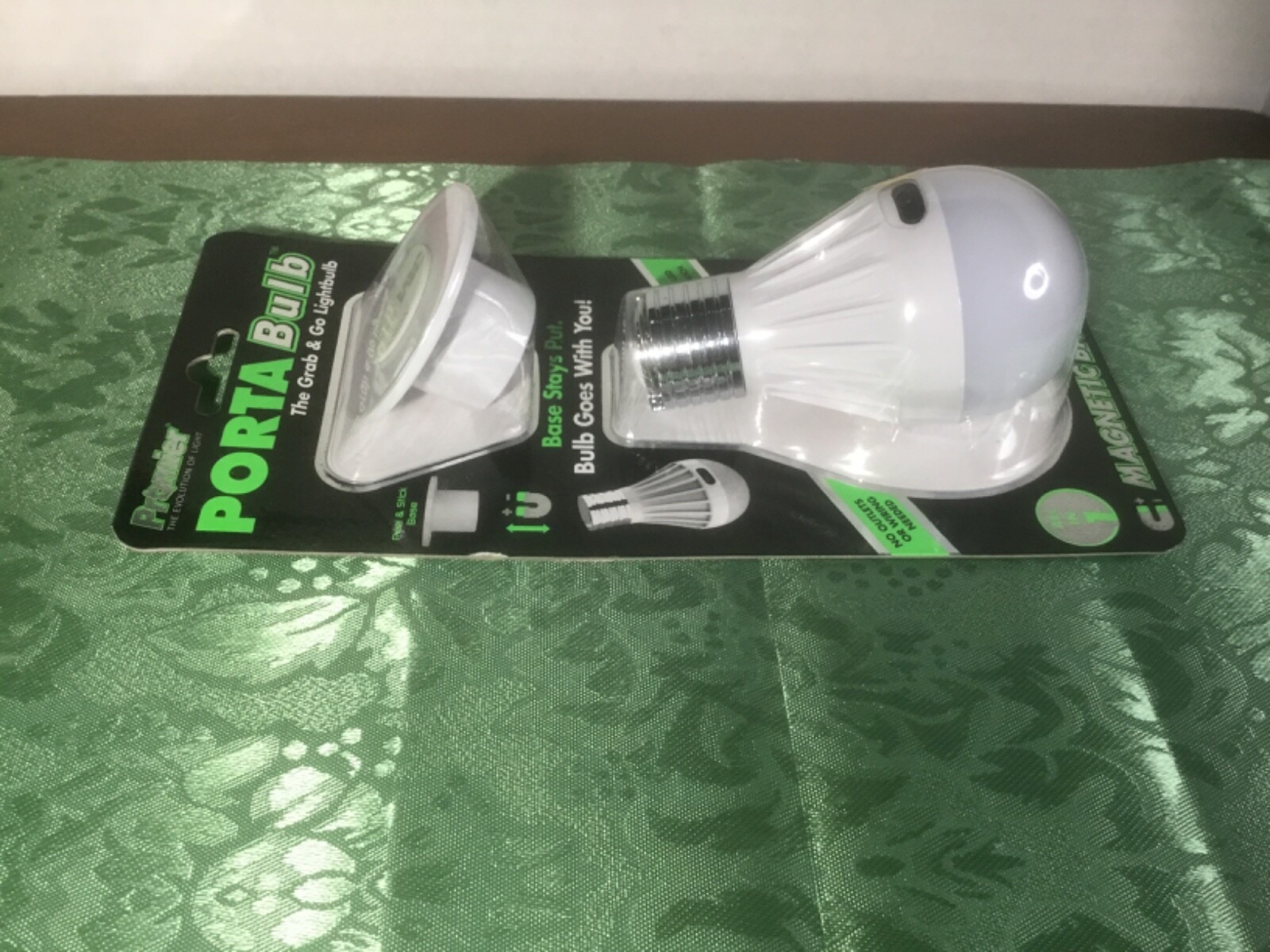 Porta Bulb LED Grab and Go Wireless Light Bulb New Fun and Convenient ...