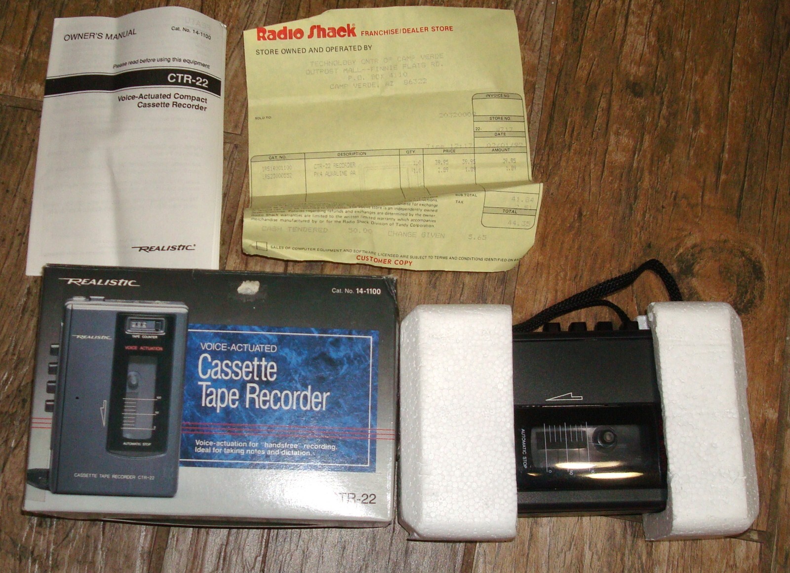 Mint 14-1100 Realistic Cassette Tape Player Recorder CTR-22 Mic Built ...