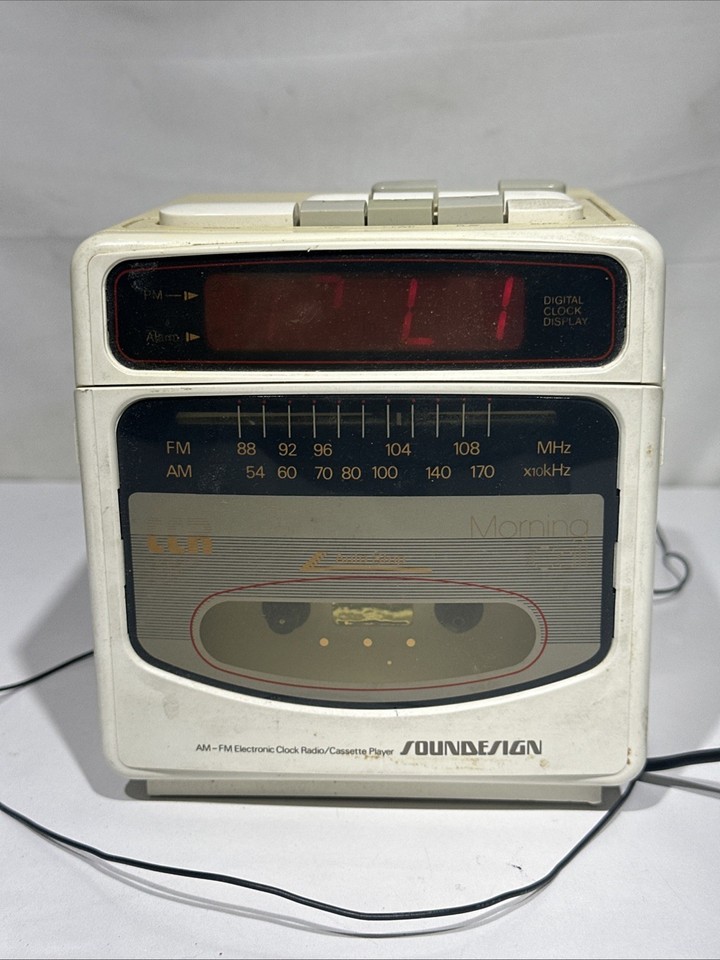 Vintage Soundesign AM/FM CUBE Alarm Clock Radio Cassette Player Model ...