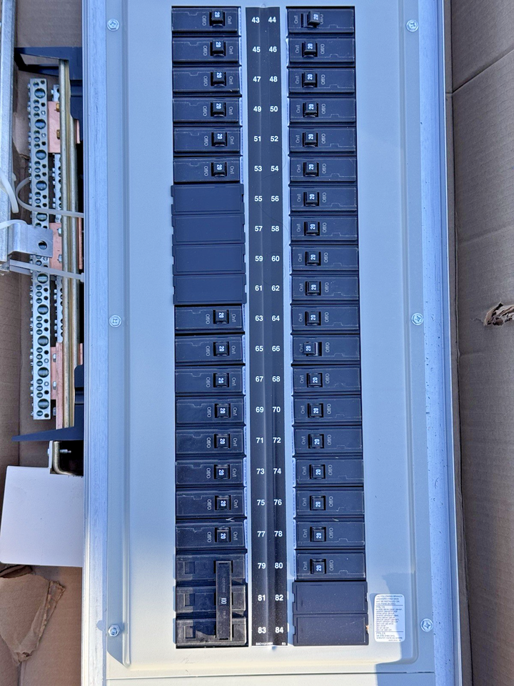 EATON POW-R-LINE XPERT PRL1X CIRCUIT BREAKER PANELBOARD 400A 208Y/120V ...