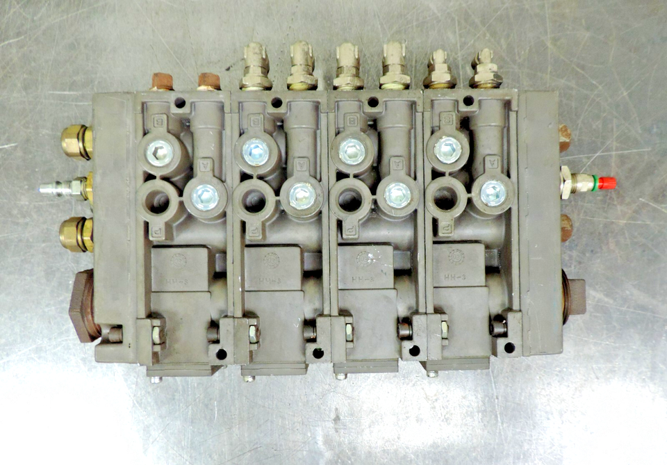 Numatics Solenoid Valve 24 vdc Flexiblok Three Bank Valve 1/2" npt ...