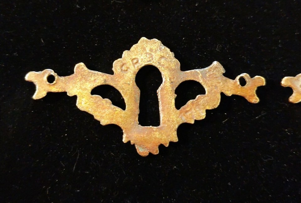 Set of 5 Cast Brass Desk Cabinet Drawer Key Hole Escutcheons Grand ...
