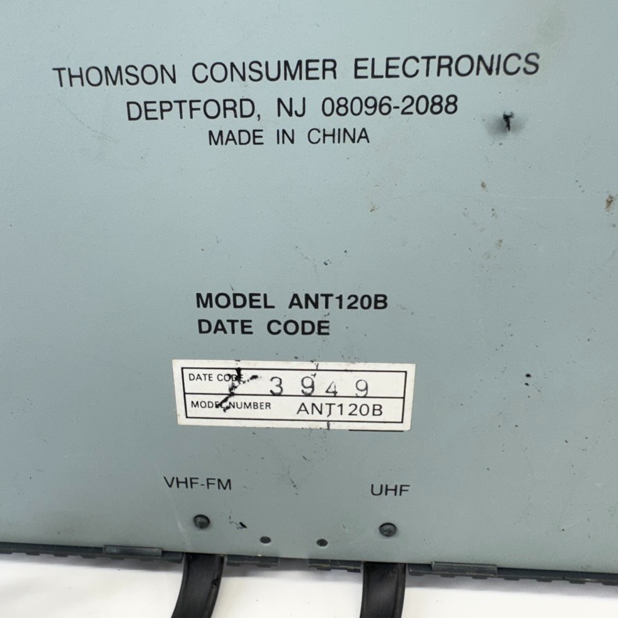 RCA UHF VHF TV Antenna Rabbit Ears Model # ANT120B Thomson Consumer ...