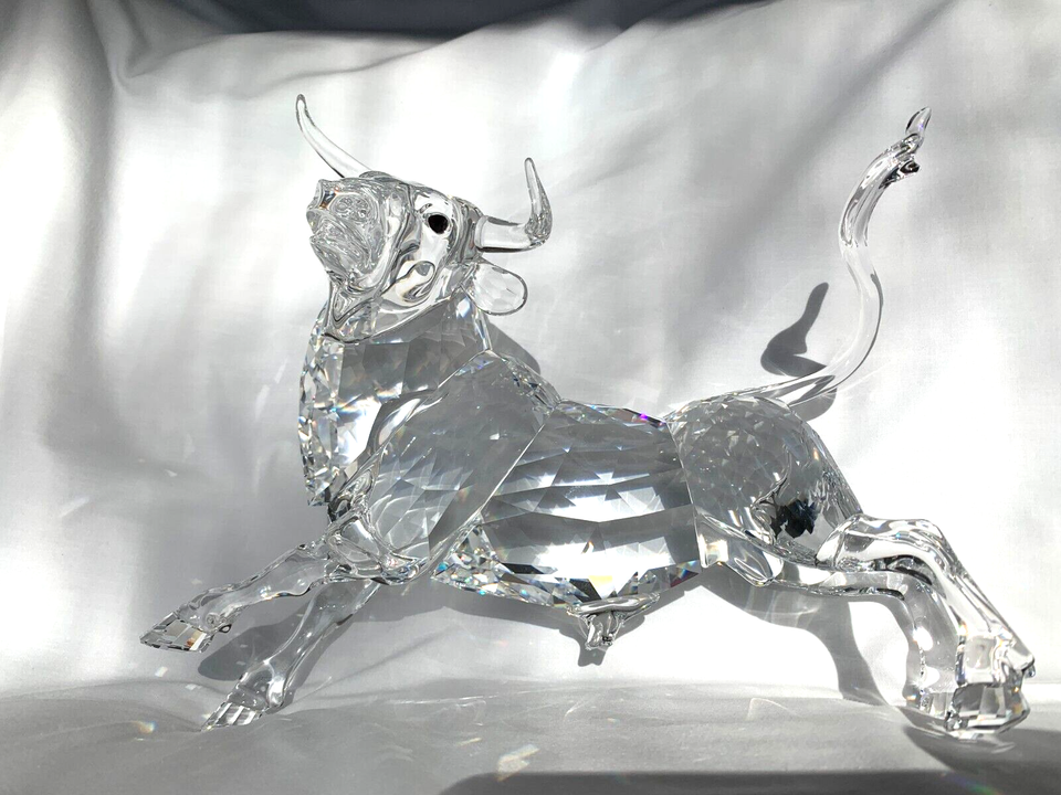 Swarovski Crystal Bull Figurine 2004 Numbered Limited Edition # 142/ ...