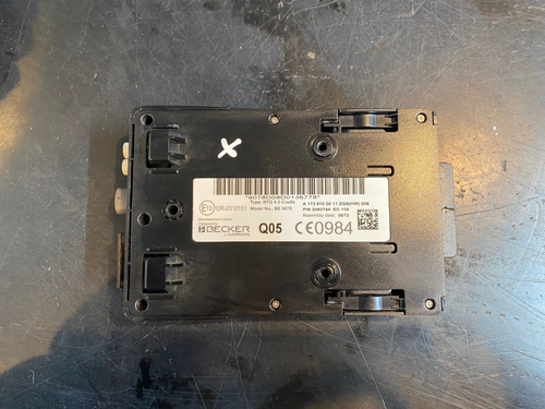 MERCEDES W204 C CLASS SAT NAV MAP PILOT MODULE CRADLE DOCK BECKER ...