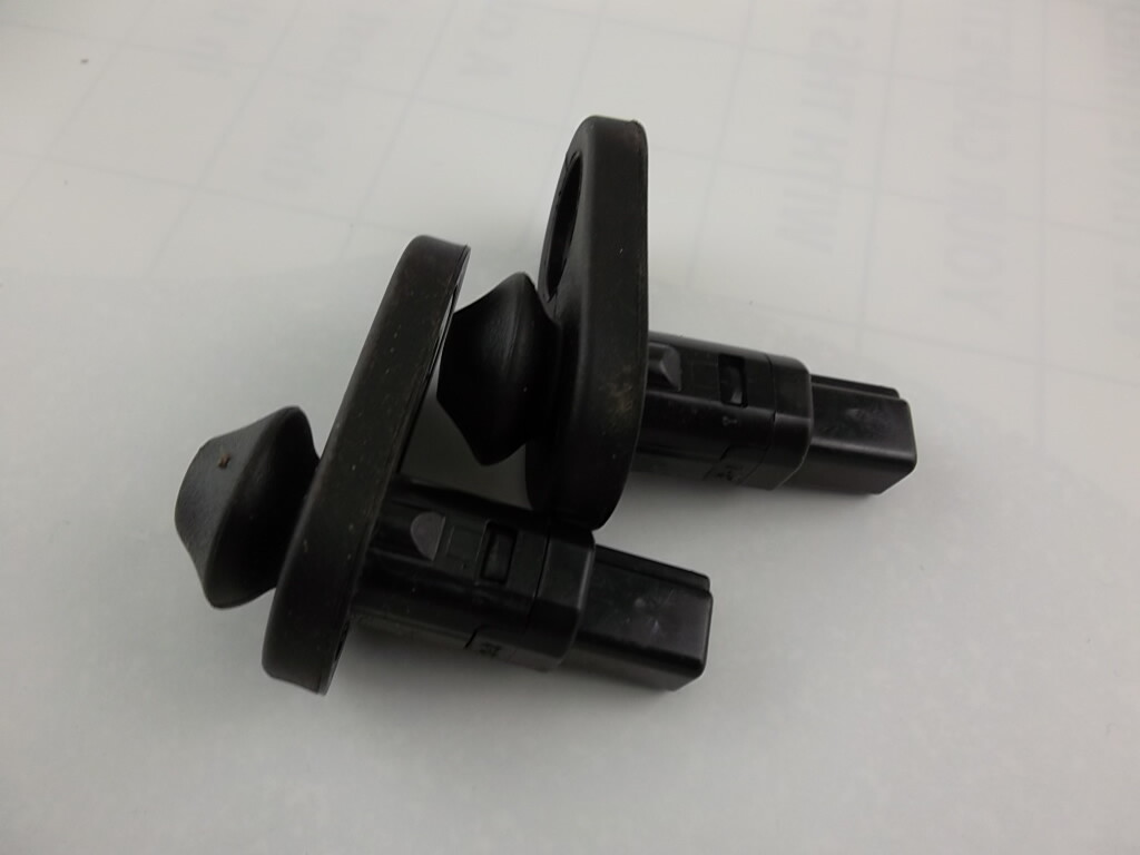 Interrupteur de courtoisie Jamb de porte Ajar 84231-08030 Toyota Camry ...