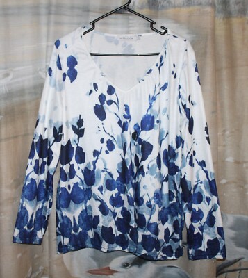 MISSLOOK® Blue & White Floral Print Long Sleeve V-Neck Stretch Blouse ...