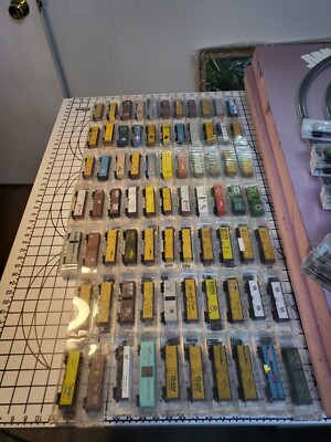 Micro Train box car lot in boxes, all are in very excellent condition ...