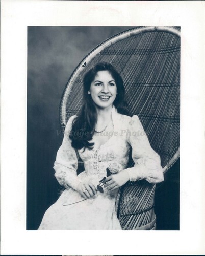 1982 Photo Junior Miss MA Lisa Kleypas Concord First Winner Beauty ...
