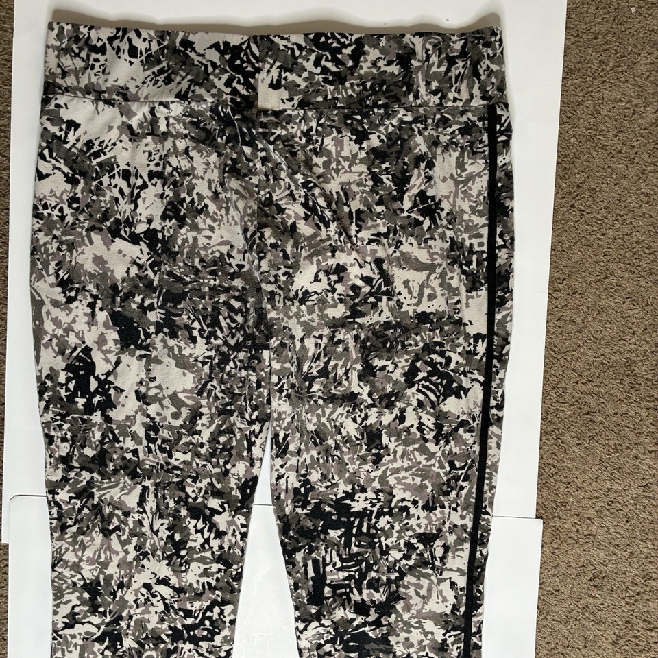 LOGO By Lori Goldstein Women’s Size LG Black & White Camo Leggings ...